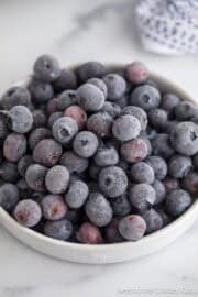 How to Freeze Blueberries - Beyond The Chicken Coop